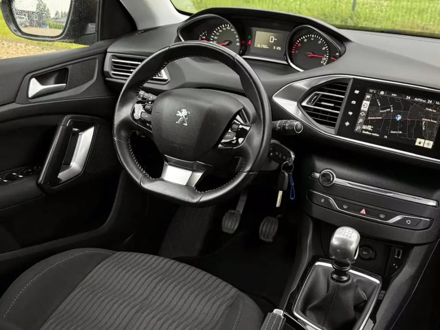 Brūns Peugeot 308 2015 Jelgava, ar dzinēja tilpumu 1.20 L un nobraukumu 151 tūkst. km par 5500 €, foto 11 vietnē AUTOMOTO.COM.LV