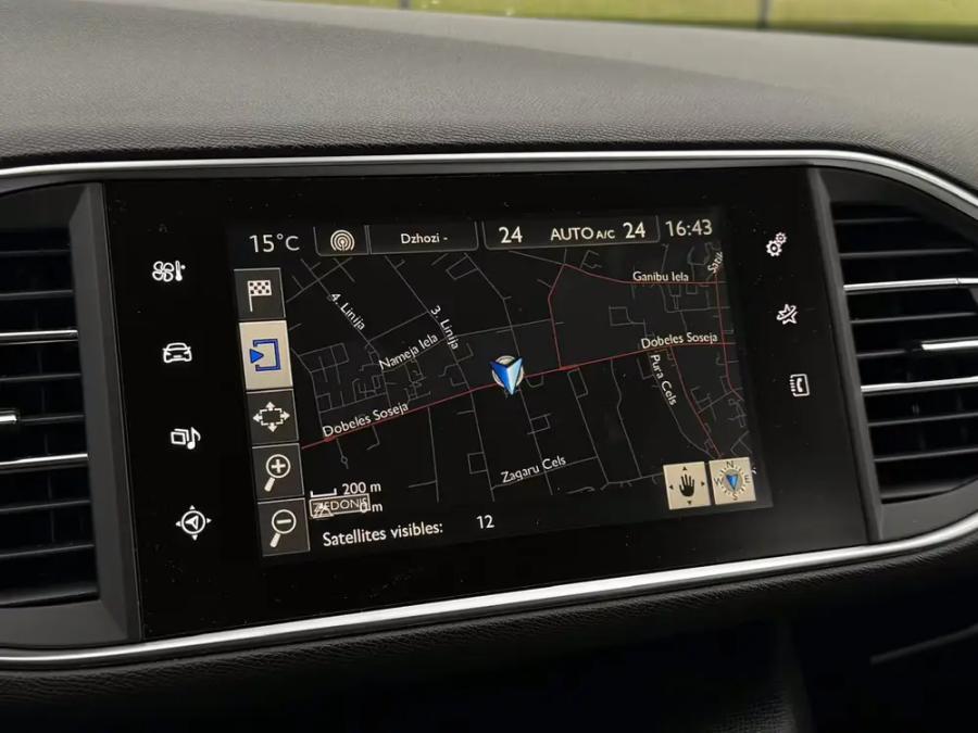 Brūns Peugeot 308 2015 Jelgava, ar dzinēja tilpumu 1.20 L un nobraukumu 151 tūkst. km par 5500 €, foto 17 vietnē AUTOMOTO.COM.LV