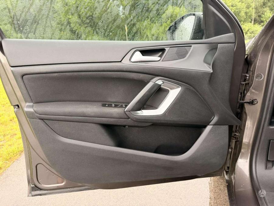 Brūns Peugeot 308 2016 Tauragė, ar dzinēja tilpumu 1.56 L un nobraukumu 381 tūkst. km par 5400 €, foto 20 vietnē AUTOMOTO.COM.LV