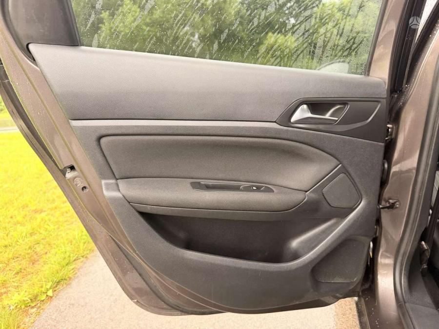 Brūns Peugeot 308 2016 Tauragė, ar dzinēja tilpumu 1.56 L un nobraukumu 381 tūkst. km par 5400 €, foto 21 vietnē AUTOMOTO.COM.LV