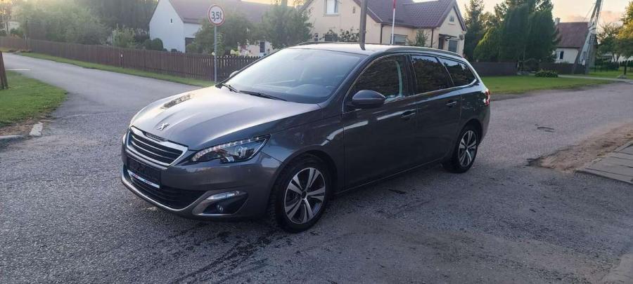 Brown Peugeot 308 2016 in Marijampole, with an engine capacity of 1.20 L and mileage of 121 thousand km for 4550 €, photo 5 on AUTOMOTO.COM.LV