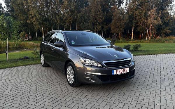 Brown Peugeot 308 2016 in Utena, with an engine capacity of 1.20 L and mileage of 296 thousand km for 3250 €, photo 4 on AUTOMOTO.COM.LV