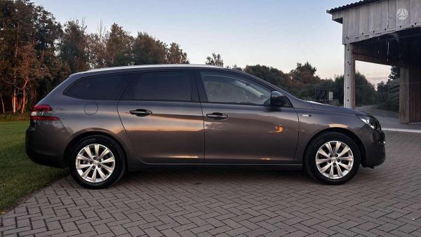 Brown Peugeot 308 2016 in Utena, with an engine capacity of 1.20 L and mileage of 296 thousand km for 3250 €, photo 10 on AUTOMOTO.COM.LV