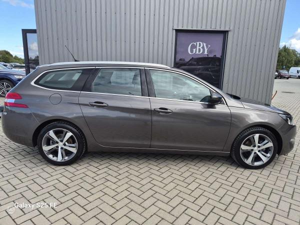 Peugeot 308 2016 Tauragė vietnē Brūns Peugeot 308 2016 Tauragė, ar dzinēja tilpumu 1.56 L un nobraukumu 162 tūkst. km par 5300 €, foto 5 vietnē AUTOMOTO.COM.LV