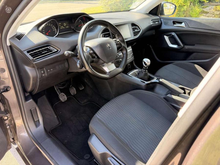 Brūns Peugeot 308 2016 Tauragė, ar dzinēja tilpumu 1.56 L un nobraukumu 381 tūkst. km par 5100 €, foto 10 vietnē AUTOMOTO.COM.LV