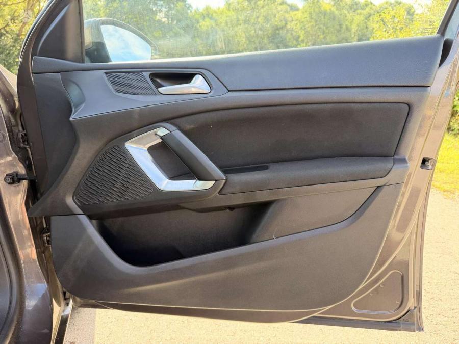 Brūns Peugeot 308 2016 Tauragė, ar dzinēja tilpumu 1.56 L un nobraukumu 381 tūkst. km par 5100 €, foto 23 vietnē AUTOMOTO.COM.LV