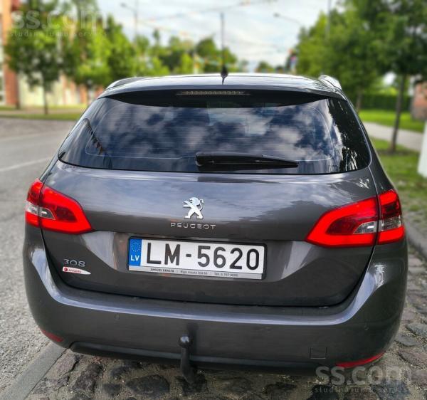 Brown Peugeot 308 2017 in Madona, with an engine capacity of 1.60 L and mileage of 184 thousand km for 6500 €, photo 6 on AUTOMOTO.COM.LV