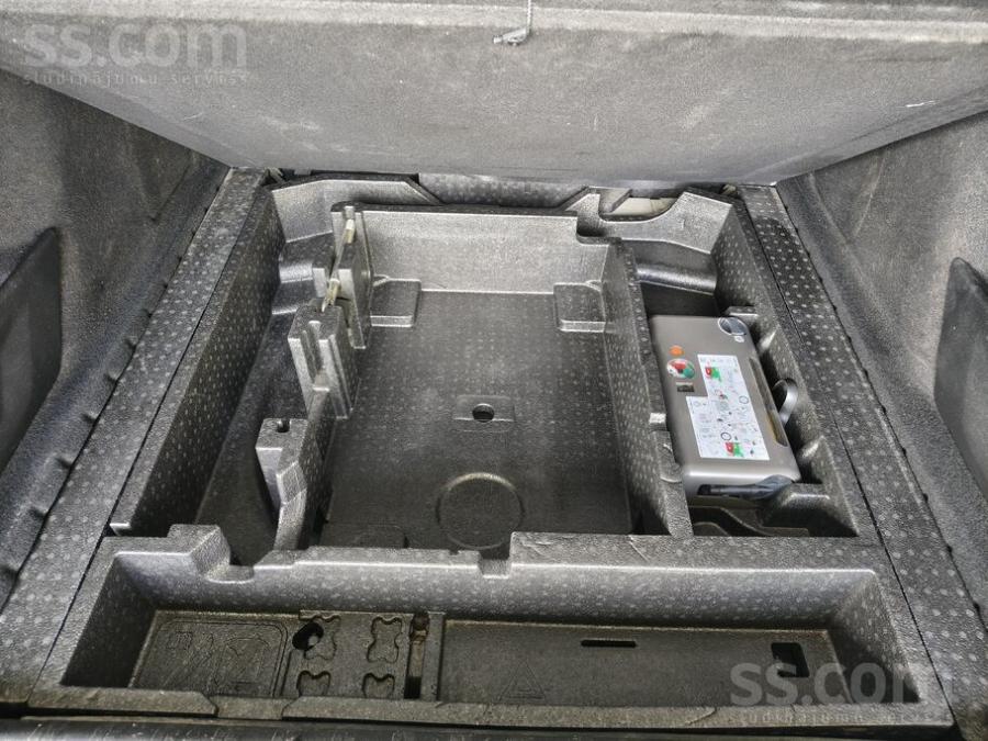 Brown Peugeot 308 2017 in Madona, with an engine capacity of 1.60 L and mileage of 184 thousand km for 6500 €, photo 19 on AUTOMOTO.COM.LV