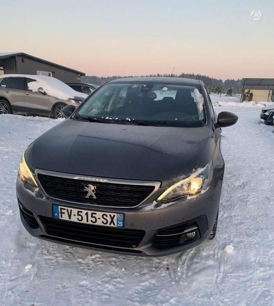 Brown Peugeot 308 2020 in Vilnius, with an engine capacity of 1.50 L and mileage of 179 thousand km for 9075 €, photo 1 on AUTOMOTO.COM.LV