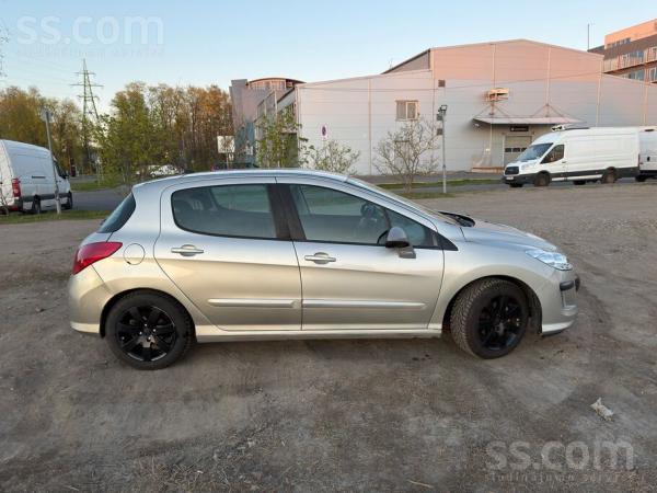 Peugeot 308 2007 Rīga, ar dzinēja tilpumu 1.50 L un nobraukumu 231 tūkst. km par 1350 €, foto 5 vietnē AUTOMOTO.COM.LV
