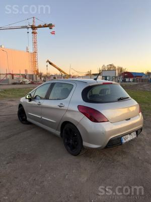 Пежо 308 2007 в Рига, объемом двигателя 1.50 л и пробегом 231 тыс. км за 1350 €, фото 10 на AUTOMOTO.COM.LV