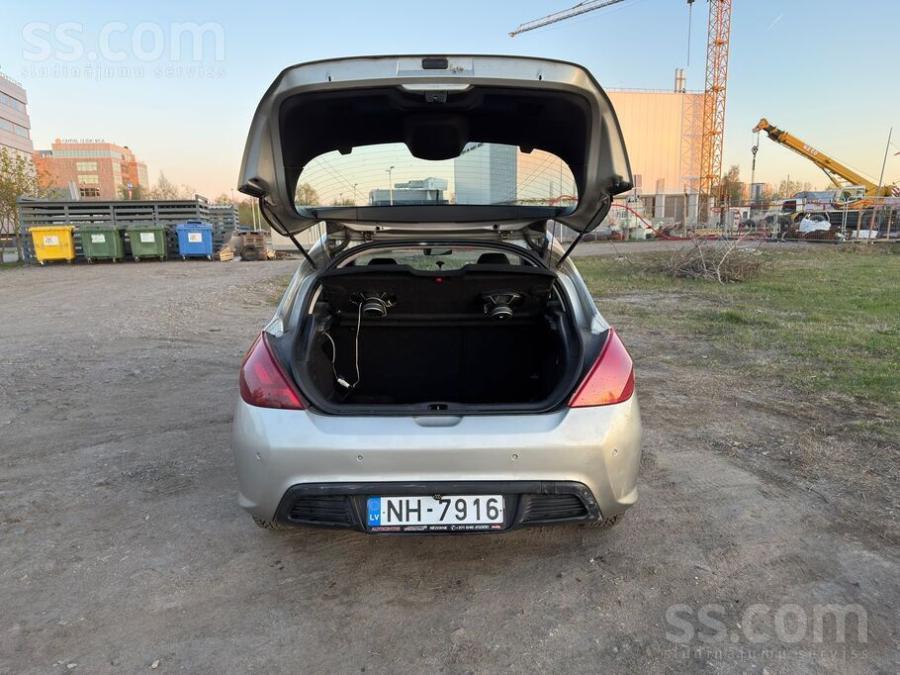 Пежо 308 2007 в Рига, объемом двигателя 1.50 л и пробегом 231 тыс. км за 1350 €, фото 11 на AUTOMOTO.COM.LV