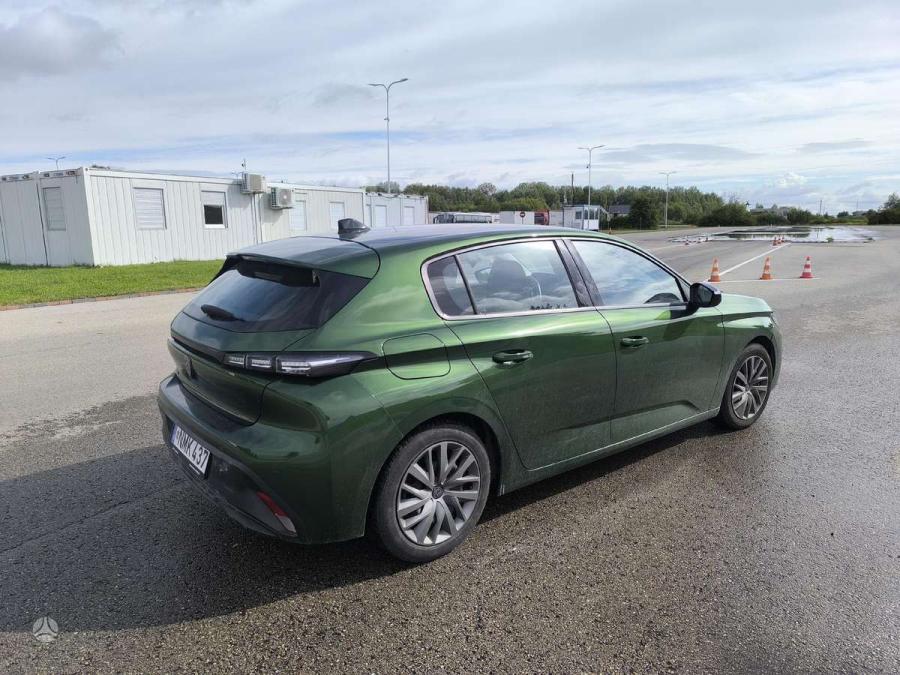 Green Peugeot 308 2022 in Kaunas, with an engine capacity of 1.20 L and mileage of 83 thousand km for 10285 €, photo 6 on AUTOMOTO.COM.LV
