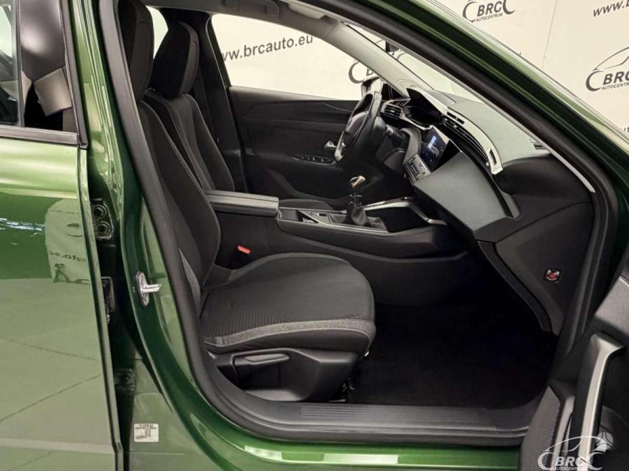 Green Peugeot 308 2022 in Vilnius, with an engine capacity of 1.20 L and mileage of 101 thousand km for 9900 €, photo 5 on AUTOMOTO.COM.LV