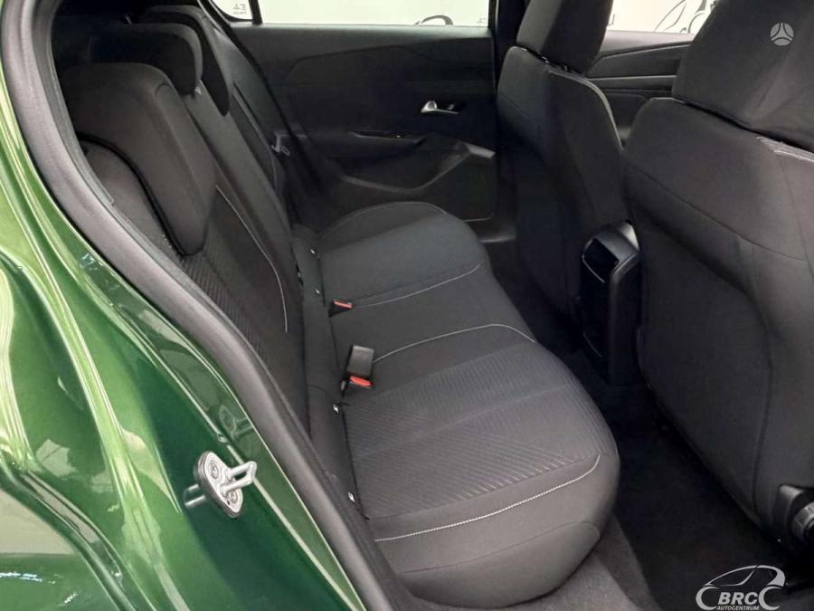 Green Peugeot 308 2022 in Vilnius, with an engine capacity of 1.20 L and mileage of 101 thousand km for 9900 €, photo 11 on AUTOMOTO.COM.LV