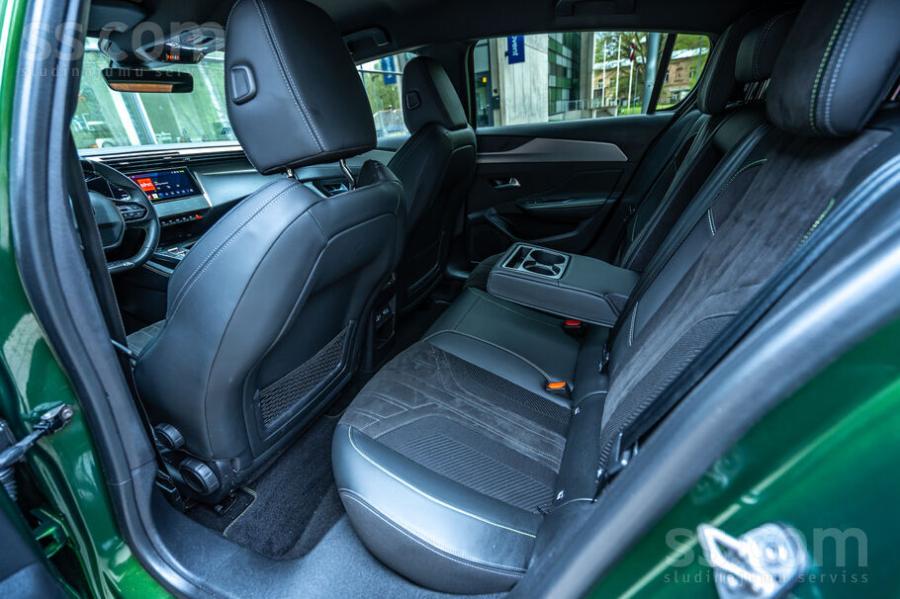 Zaļš Peugeot 308 2022 Rīga, ar dzinēja tilpumu 1.20 L un nobraukumu 46 tūkst. km par 18900 €, foto 16 vietnē AUTOMOTO.COM.LV