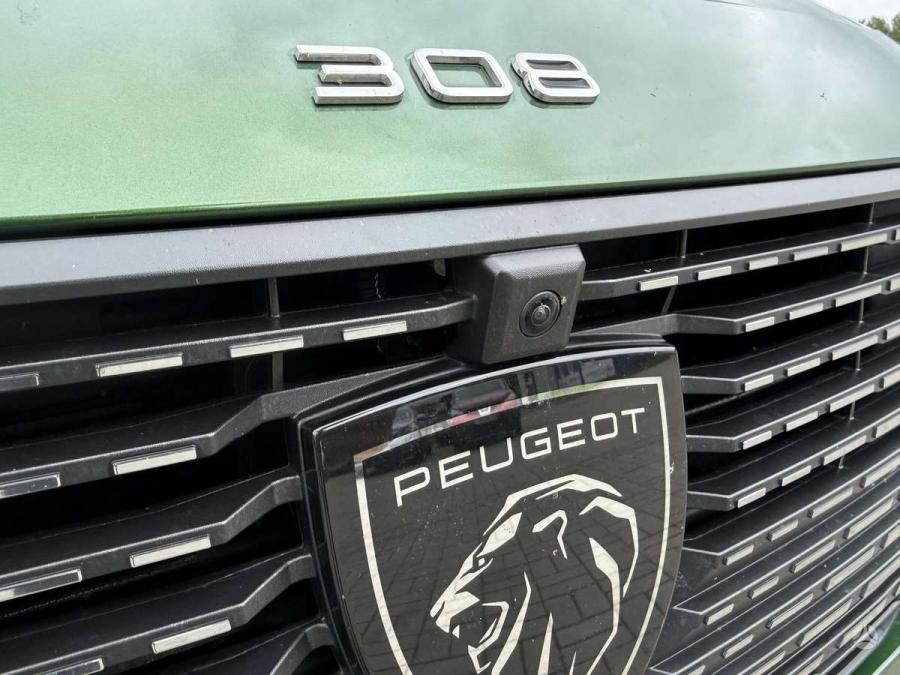 Green Peugeot 308 2022 in Kaunas, with an engine capacity of 1.20 L and mileage of 109 thousand km for 13673 €, photo 9 on AUTOMOTO.COM.LV
