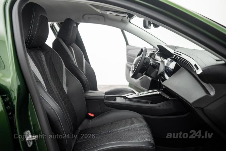 Zaļš Peugeot 308 2022 Tallina, ar dzinēja tilpumu 1.20 L un nobraukumu 75 tūkst. km par 17999 €, foto 13 vietnē AUTOMOTO.COM.LV
