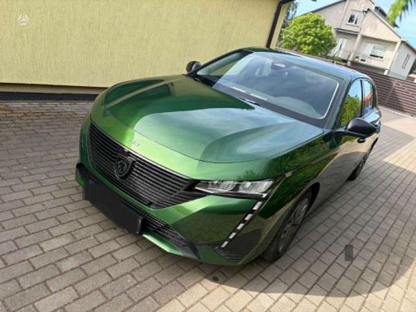 Green Peugeot 308 2022 in Marijampole, with an engine capacity of 1.20 L and mileage of 72 thousand km for 13499 €, photo 3 on AUTOMOTO.COM.LV