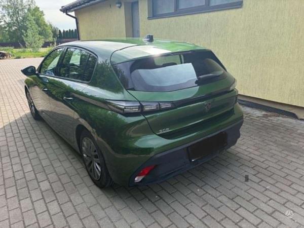 Green Peugeot 308 2022 in Marijampole, with an engine capacity of 1.20 L and mileage of 72 thousand km for 13499 €, photo 5 on AUTOMOTO.COM.LV