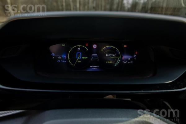 Zaļš Peugeot 308 2023 Rīga, ar dzinēja tilpumu 1.60 L un nobraukumu 47 tūkst. km par 24500 €, foto 7 vietnē AUTOMOTO.COM.LV