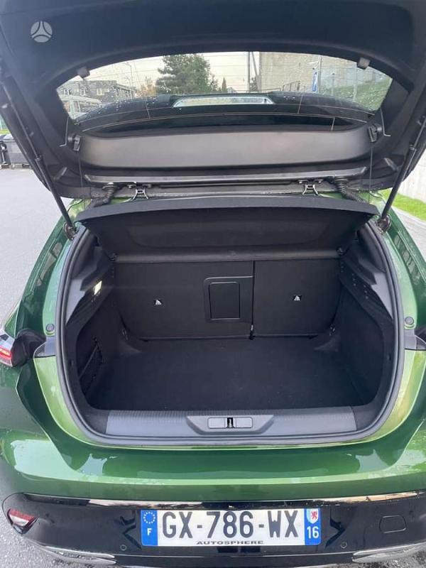 Green Peugeot 308 2024 in Raseiniai, with an engine capacity of 1.20 L and mileage of 6 thousand km for 18750 €, photo 11 on AUTOMOTO.COM.LV