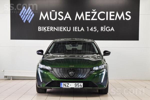 Зеленый Пежо 308 2024 в Рига, объемом двигателя 1.20 л и пробегом 39 тыс. км за 17990 €, фото 2 на AUTOMOTO.COM.LV