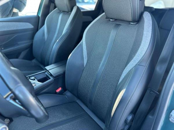 Green Peugeot 308 2022 in Vilnius, with an engine capacity of 1.20 L and mileage of 190 thousand km for 12050 €, photo 11 on AUTOMOTO.COM.LV
