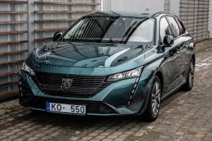 Зеленый Пежо 308 2022 в Рига, объемом двигателя 1.20 л и пробегом 180 тыс. км за 11200 €, фото 3 на AUTOMOTO.COM.LV