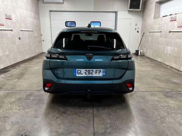 Green Peugeot 308 2022 in Marijampole, with an engine capacity of 1.20 L and mileage of 171 thousand km for 10164 €, photo 5 on AUTOMOTO.COM.LV