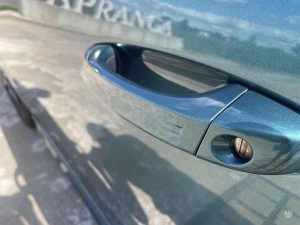 Zaļš Peugeot 308 2022 Viļņa, ar dzinēja tilpumu 1.50 L un nobraukumu 176 tūkst. km par 15730 €, foto 3 vietnē AUTOMOTO.COM.LV