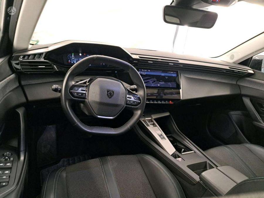 Green Peugeot 308 2023 in Vilnius, with an engine capacity of 1.50 L and mileage of 144 thousand km for 13555 €, photo 8 on AUTOMOTO.COM.LV