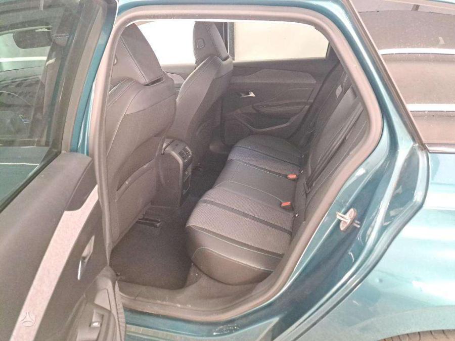 Green Peugeot 308 2023 in Vilnius, with an engine capacity of 1.50 L and mileage of 144 thousand km for 13555 €, photo 11 on AUTOMOTO.COM.LV