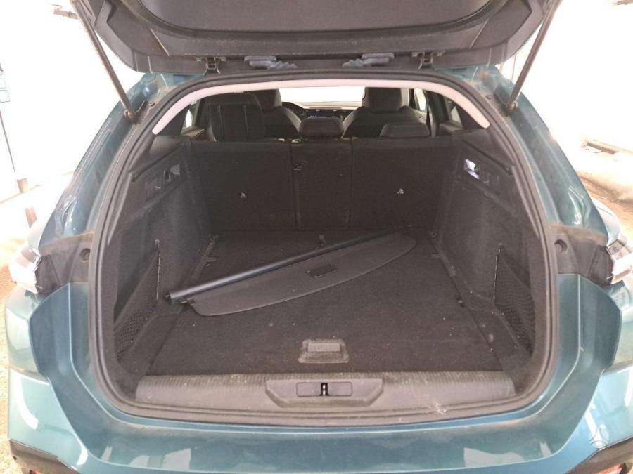 Green Peugeot 308 2023 in Vilnius, with an engine capacity of 1.50 L and mileage of 144 thousand km for 13555 €, photo 12 on AUTOMOTO.COM.LV