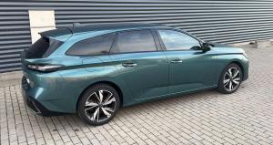 Zaļš Peugeot 308 2023 Tauragė, ar dzinēja tilpumu 1.20 L un nobraukumu 181 tūkst. km par 10300 €, foto 10 vietnē AUTOMOTO.COM.LV