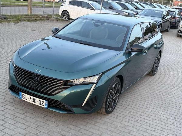 Green Peugeot 308 2023 in Marijampole, with an engine capacity of 1.20 L and mileage of 141 thousand km for 12826 €, photo 3 on AUTOMOTO.COM.LV