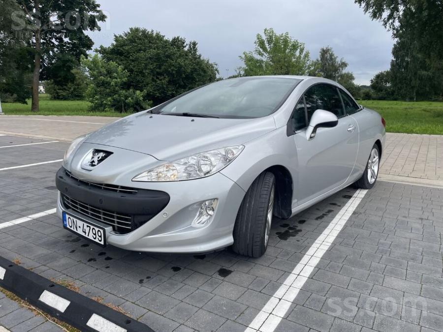 Grey Peugeot 308 2009 in Riga, with an engine capacity of 1.60 L and mileage of 67 thousand km for 5500 €, photo 1 on AUTOMOTO.COM.LV