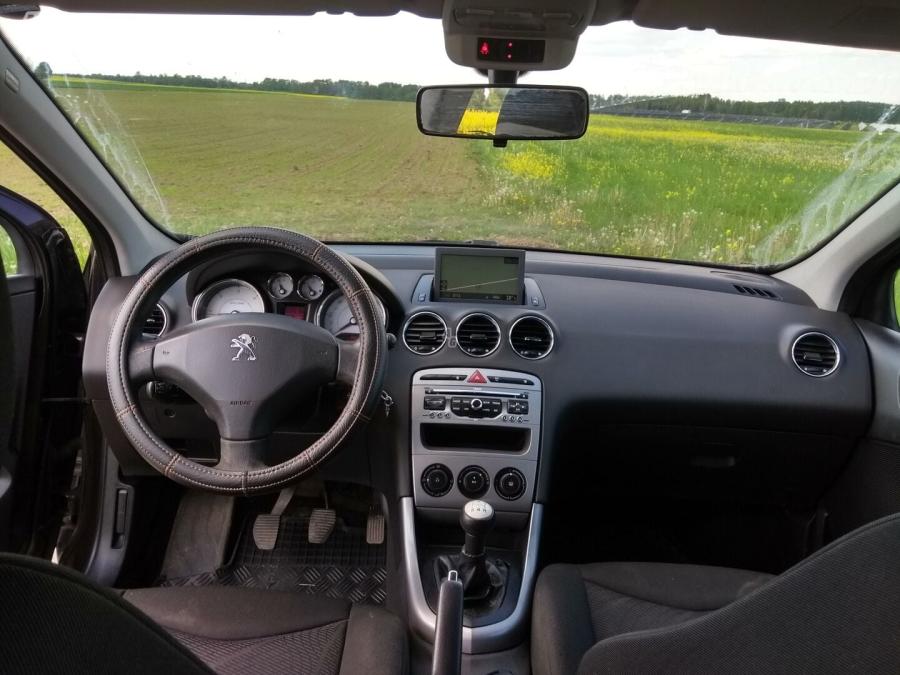 Pelēks Peugeot 308 2012 Vilkaviškis, ar dzinēja tilpumu 1.60 L un nobraukumu 270 tūkst. km par 2000 €, foto 13 vietnē AUTOMOTO.COM.LV