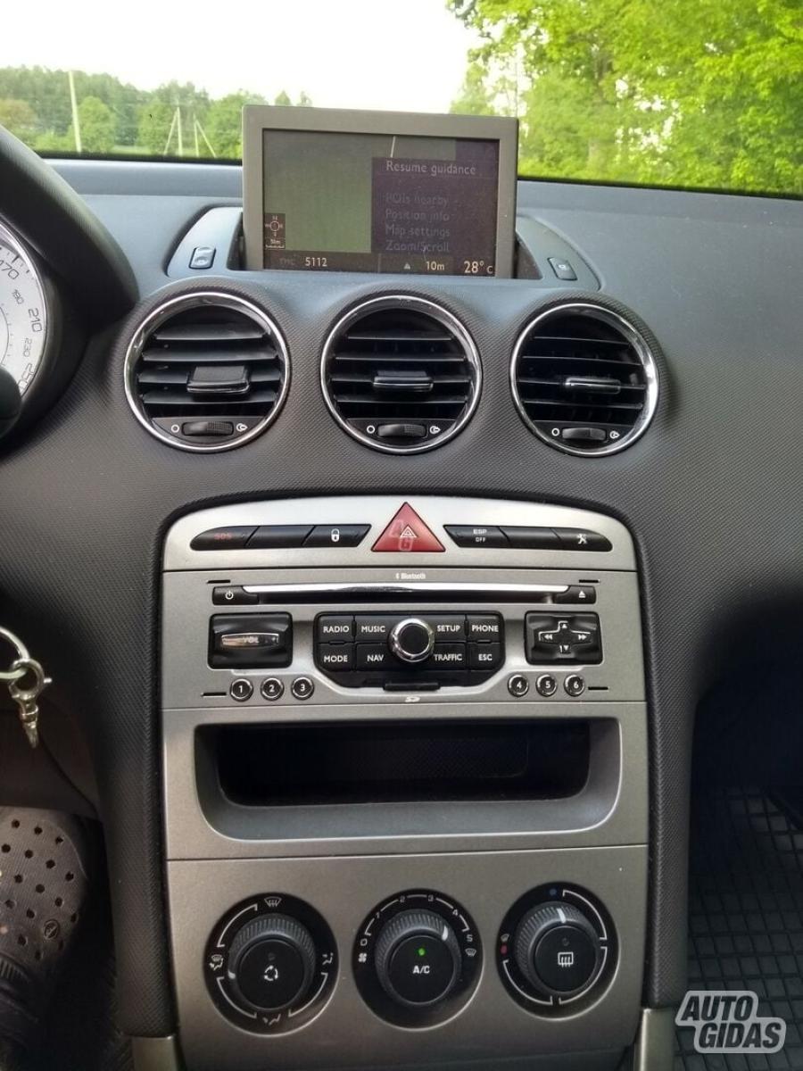 Pelēks Peugeot 308 2012 Vilkaviškis, ar dzinēja tilpumu 1.60 L un nobraukumu 270 tūkst. km par 2000 €, foto 16 vietnē AUTOMOTO.COM.LV