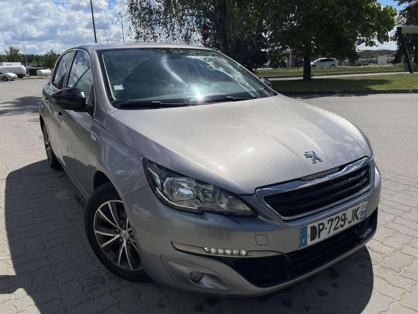 Pelēks Peugeot 308 2015 Tauragė, ar dzinēja tilpumu 1.20 L un nobraukumu 185 tūkst. km par 2700 €, foto 1 vietnē AUTOMOTO.COM.LV