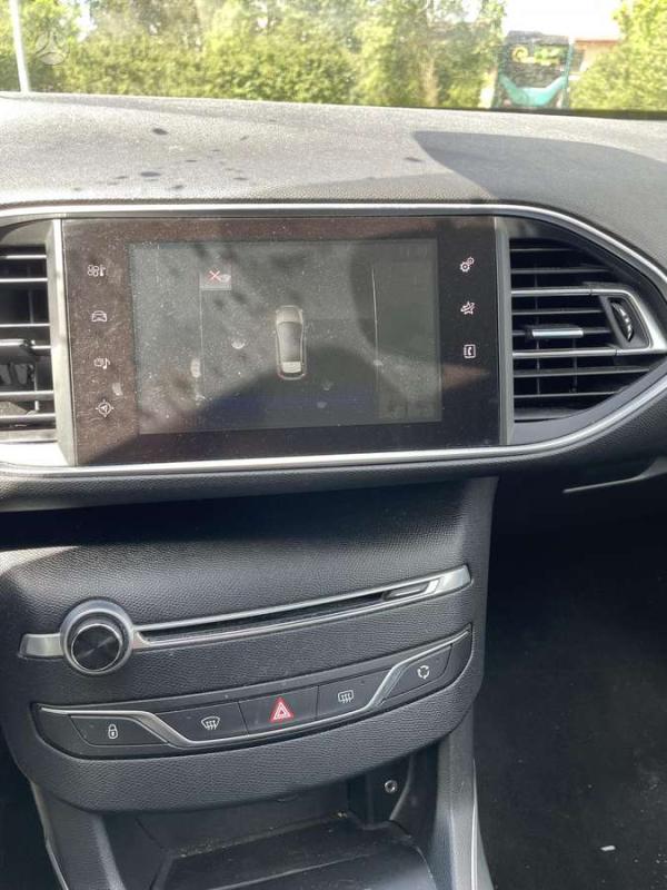 Pelēks Peugeot 308 2015 Tauragė, ar dzinēja tilpumu 1.20 L un nobraukumu 185 tūkst. km par 2700 €, foto 10 vietnē AUTOMOTO.COM.LV