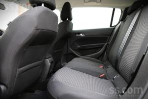 Pelēks Peugeot 308 2018 Rīga, ar dzinēja tilpumu 1.20 L un nobraukumu 71 tūkst. km par 6695 €, foto 15 vietnē AUTOMOTO.COM.LV