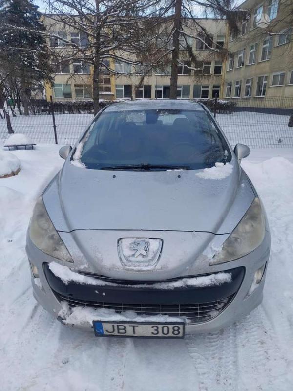 Grey Peugeot 308 2007 in Vilnius, with an engine capacity of 1.56 L and mileage of 345 thousand km for 999 €, photo 1 on AUTOMOTO.COM.LV