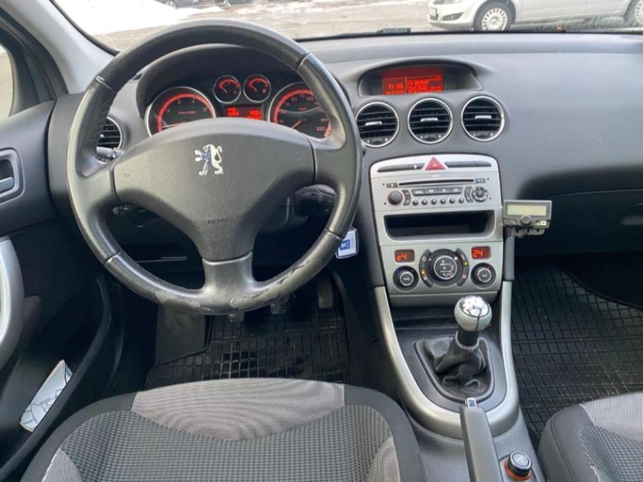 Pelēks Peugeot 308 2007 Rīga, ar dzinēja tilpumu 1.60 L un nobraukumu 154 tūkst. km par 2950 €, foto 8 vietnē AUTOMOTO.COM.LV