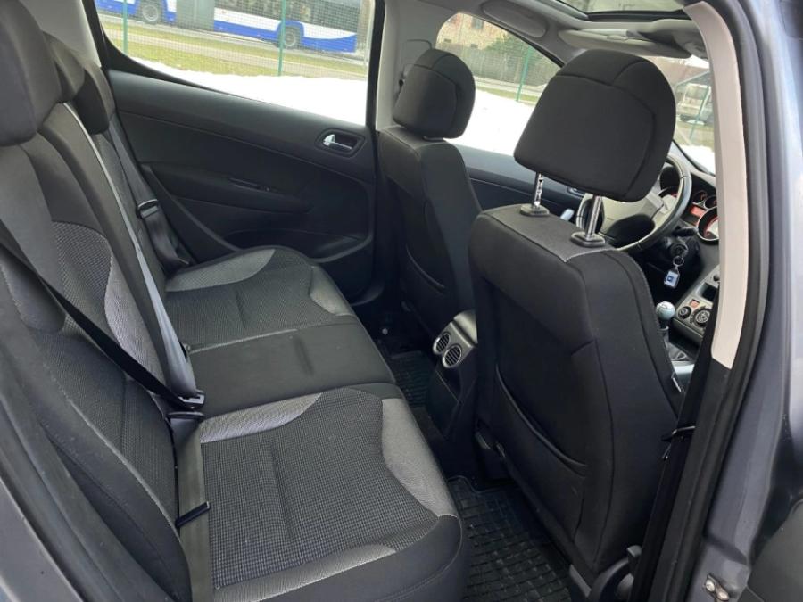 Pelēks Peugeot 308 2007 Rīga, ar dzinēja tilpumu 1.60 L un nobraukumu 154 tūkst. km par 2950 €, foto 11 vietnē AUTOMOTO.COM.LV
