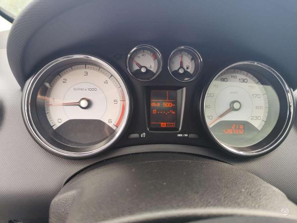Pelēks Peugeot 308 2007 Kauņa, ar dzinēja tilpumu 1.56 L un nobraukumu 287 tūkst. km par 1400 €, foto 7 vietnē AUTOMOTO.COM.LV