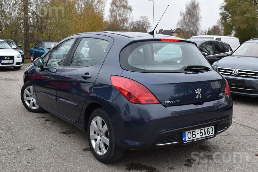 Grey Peugeot 308 2008 in Kuldiga, with an engine capacity of 1.60 L and mileage of 0 thousand km for 5350 €, photo 3 on AUTOMOTO.COM.LV