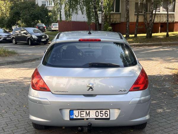 Pelēks Peugeot 308 2008 Viļņa, ar dzinēja tilpumu 1.56 L un nobraukumu 294 tūkst. km par 1800 €, foto 6 vietnē AUTOMOTO.COM.LV
