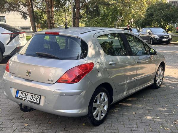 Pelēks Peugeot 308 2008 Viļņa, ar dzinēja tilpumu 1.56 L un nobraukumu 294 tūkst. km par 1800 €, foto 7 vietnē AUTOMOTO.COM.LV