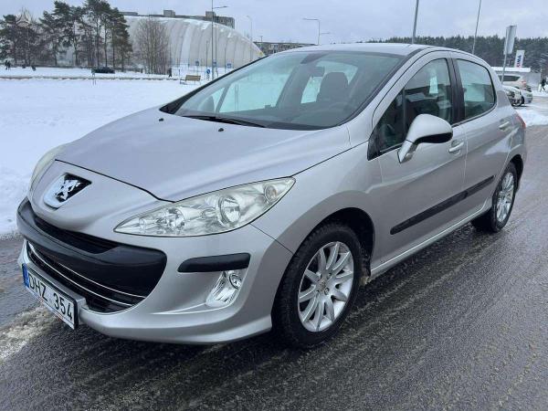 Pelēks Peugeot 308 2008 Viļņa, ar dzinēja tilpumu 1.60 L un nobraukumu 161 tūkst. km par 1750 €, foto 2 vietnē AUTOMOTO.COM.LV